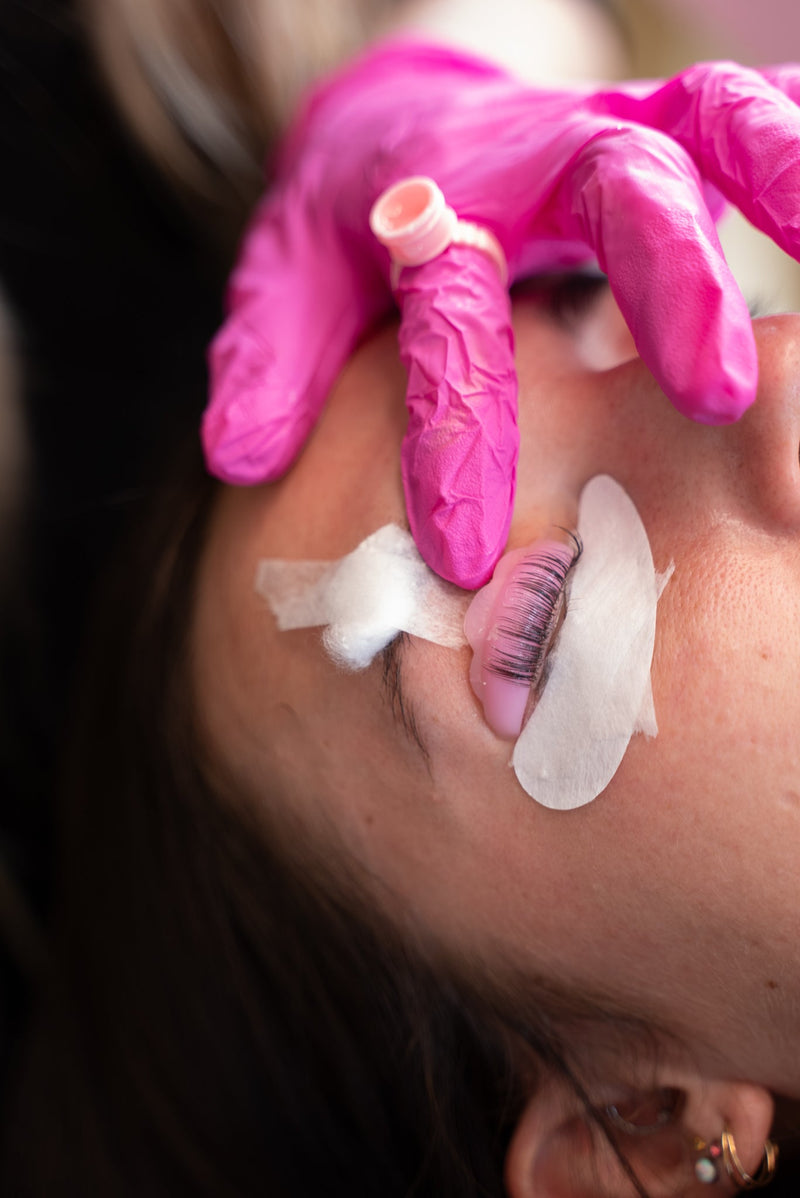 A Step-by-Step Guide to Lash Lifts: Instructions & Aftercare ...